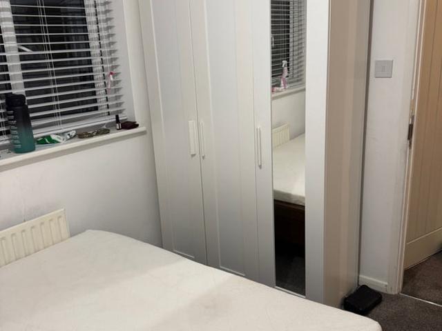 Room at Woodfield Road, Crawley