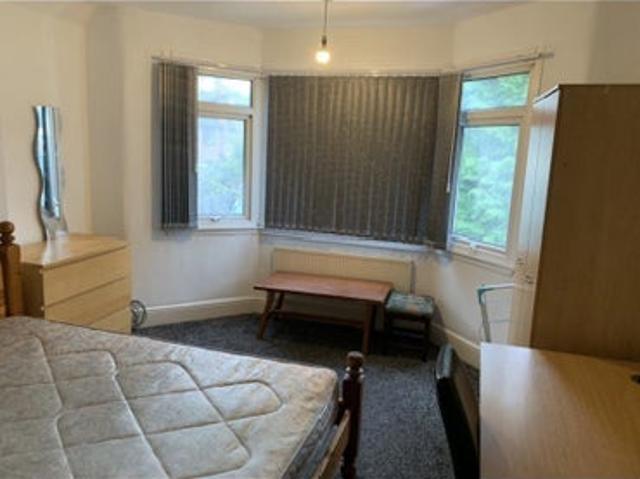 Room at Woodford Green Road, Birmingham