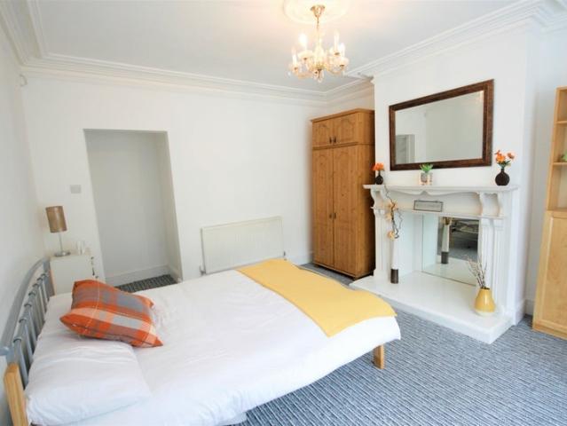 Room at Woodhouse Road, Mansfield Woodhouse