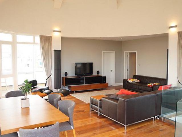 Room at Woodland Crescent, Greater London