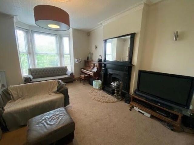 Room at Woodland Terrace, Leeds