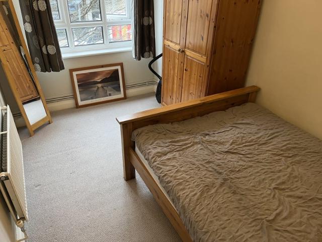 Room at Woodlands Way, Greater London