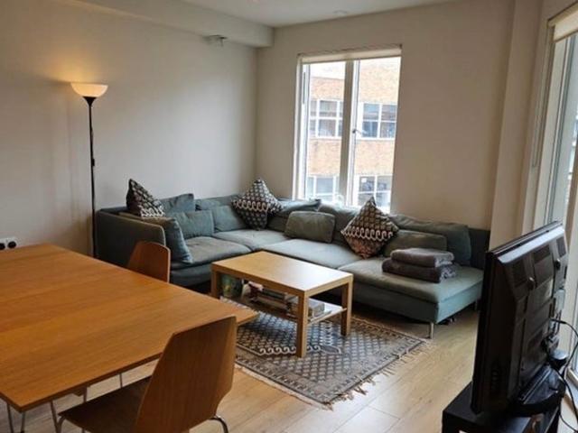 Room at Woodlands Way, Greater London