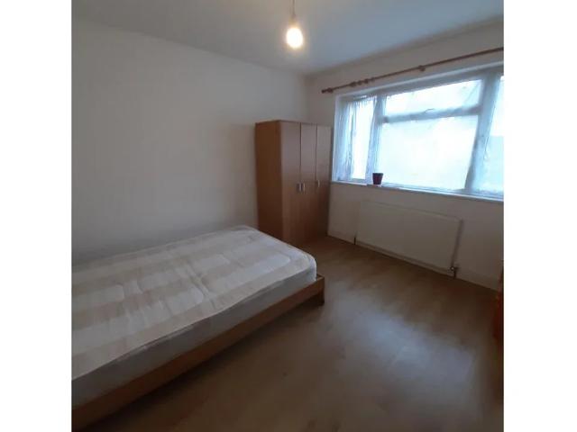 Room at Woodlands, Greater London