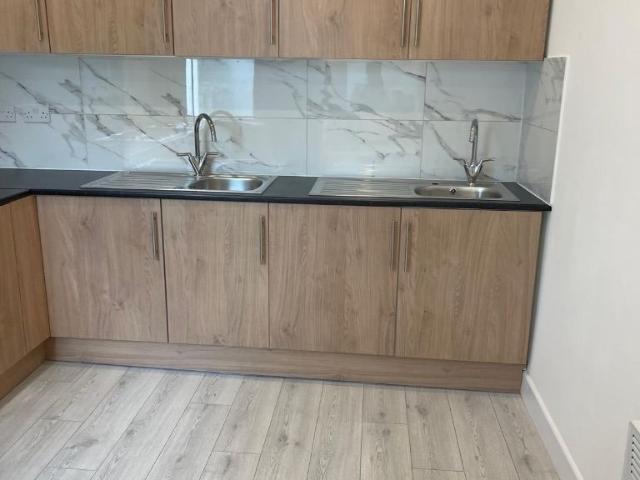 Room at Woodlands Street, Greater London