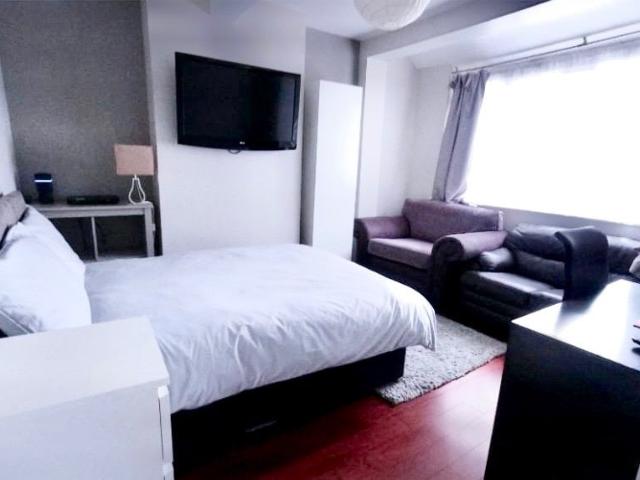 Room at Woodmansterne Road, Greater London