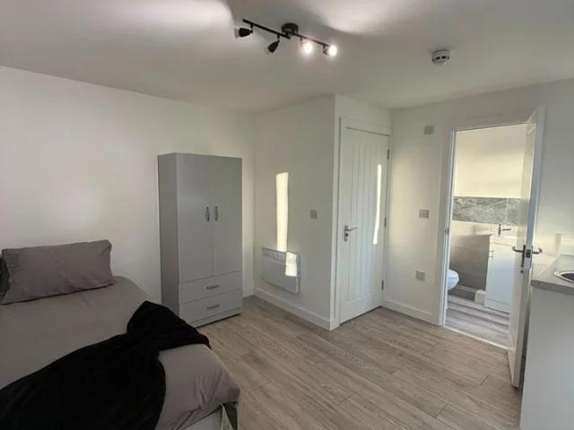 Room at Woodside View, Castle Point