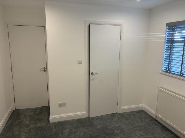 Room at Woodstock Avenue, Greater London