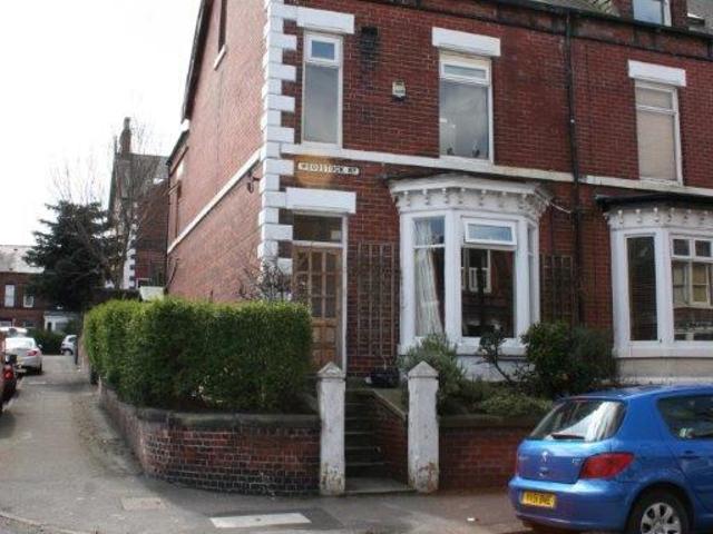 Room at Woodstock Road, Sheffield