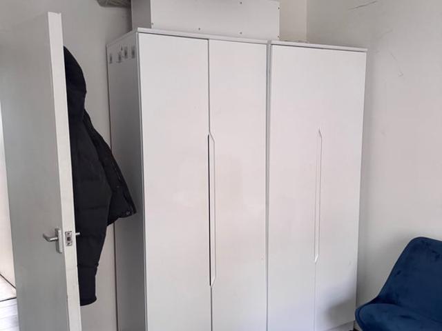 Room at Wootton Street, Greater London
