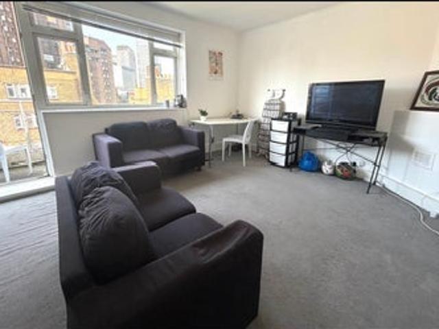 Room at Wootton Street, Greater London
