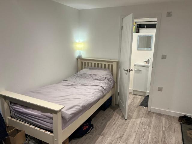 Room at Wolsey Way, Cambridge