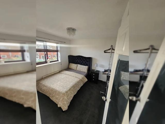 Room at Worcester Road, Ipswich