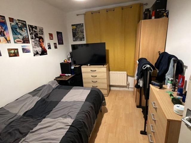 Room at Worgan Street, Greater London