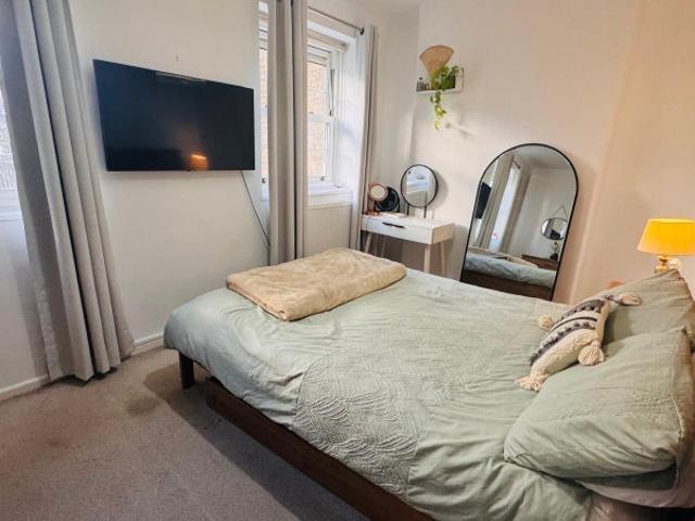 Room at Worsopp Drive, Greater London