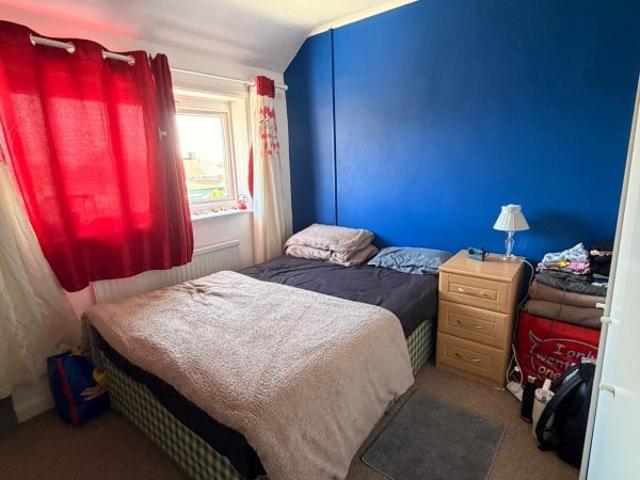 Room at Worthing Road, Bristol