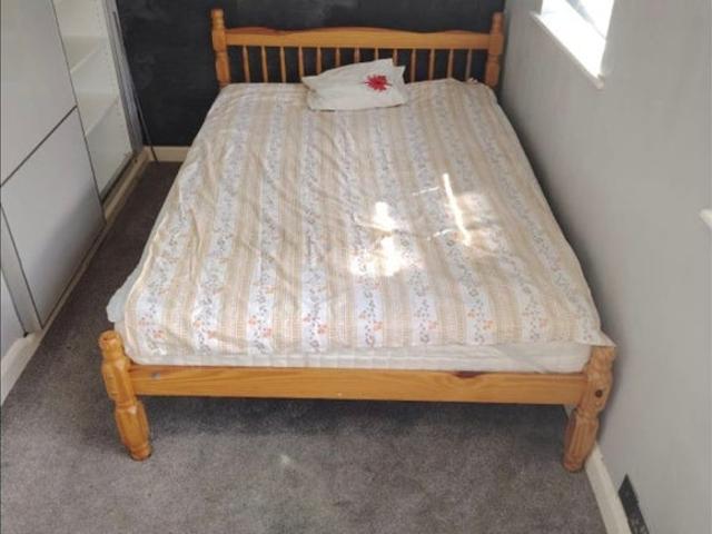 Room at Wortley Avenue, Salford