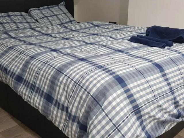 Room at Worton Road, Greater London