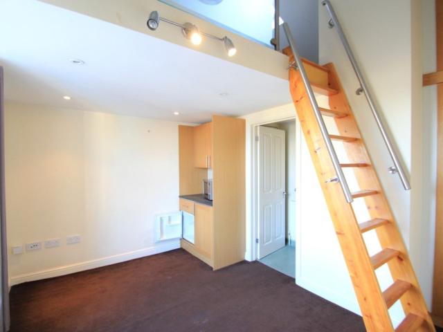 Room at Wright Street, Stafford