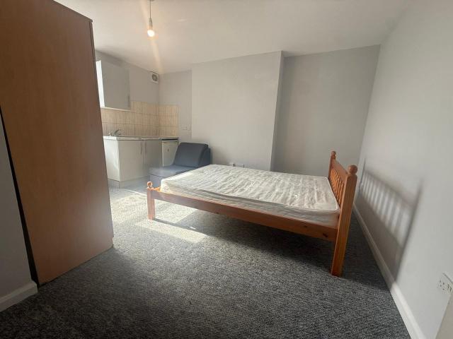 Room at Wrythe Lane, Greater London