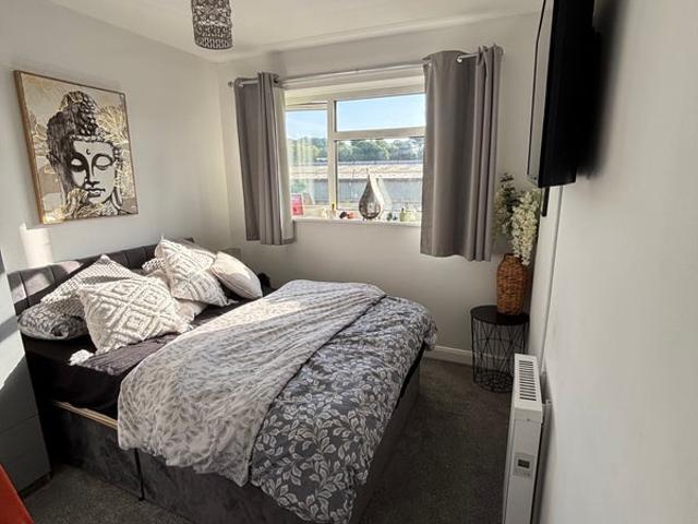 Room at Yarmouth Road, Poole