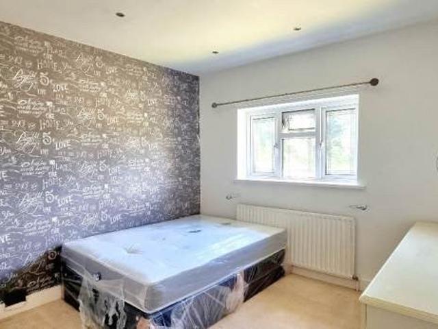 Room at Yews Avenue, Greater London