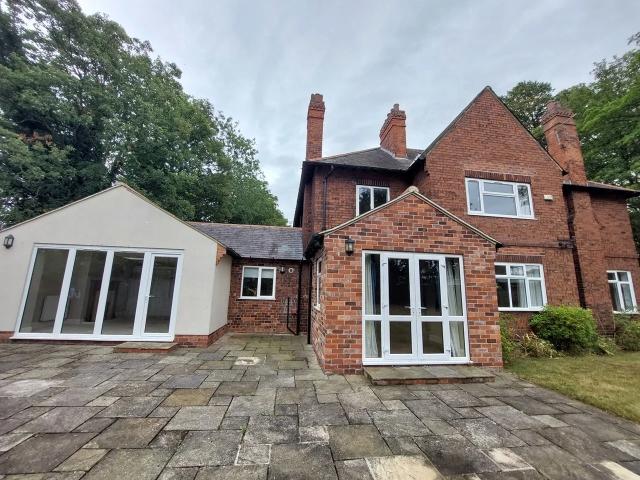 Room at York Road, Barlby