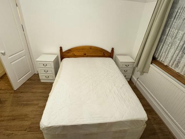 Room at York Road, Greater London