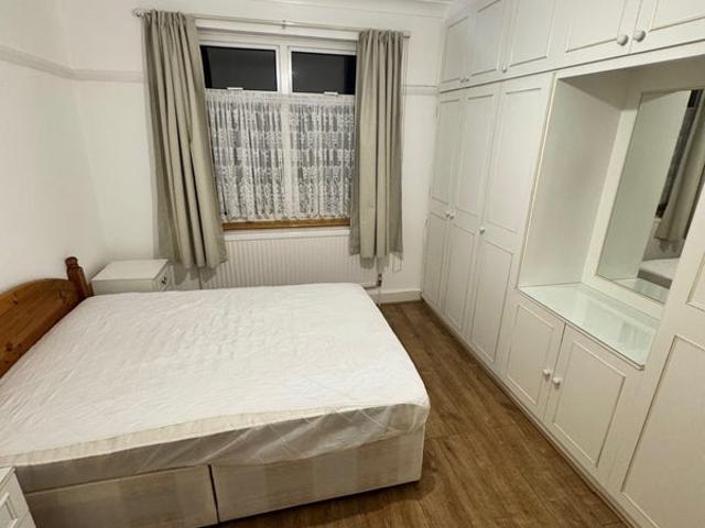 Room at York Road, Greater London