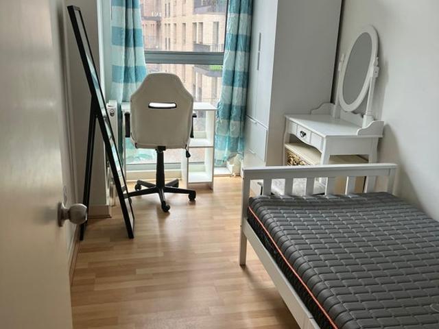 Room at York Way, Greater London
