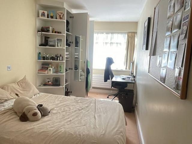 Room at York Terrace West, City of Westminster