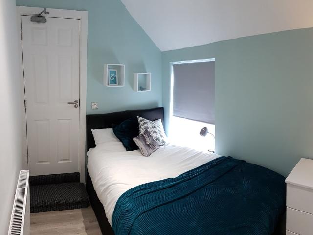 Room at Yorke Street, Nottingham