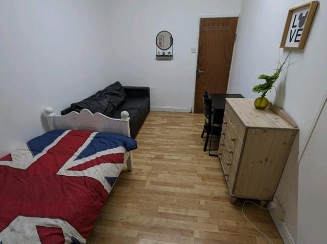 Room at Yorkshire Street, Royton