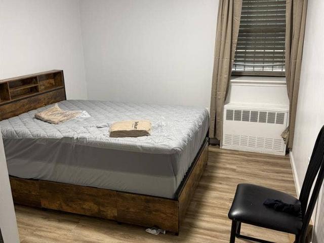 Room available 4/1/26