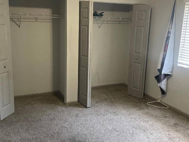 Room available 600 sqft