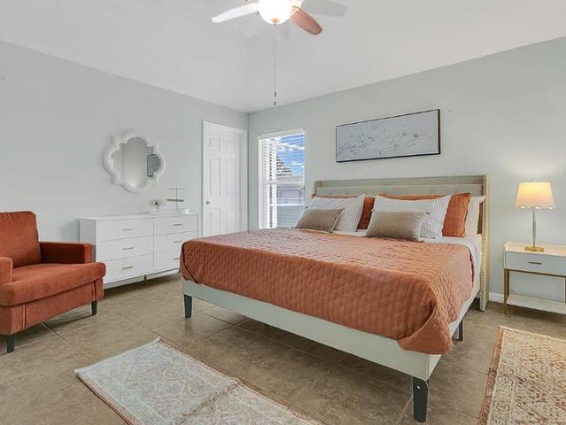 Room available!