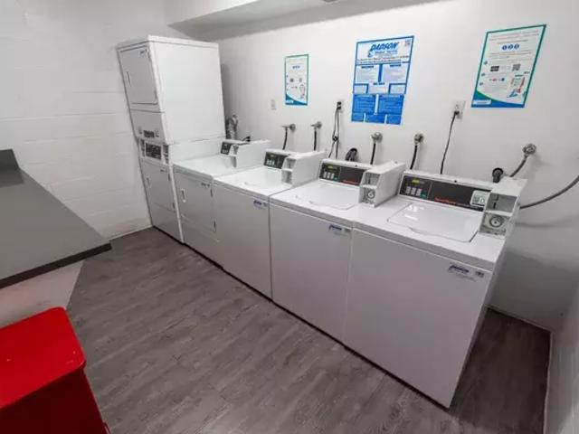 JULY FREE! 7056 Lanewood Gorgeous, fully renovated building located in Hollywood
