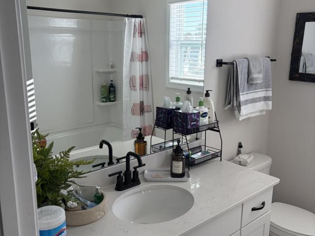 Room Available 20 Mins from Uptown