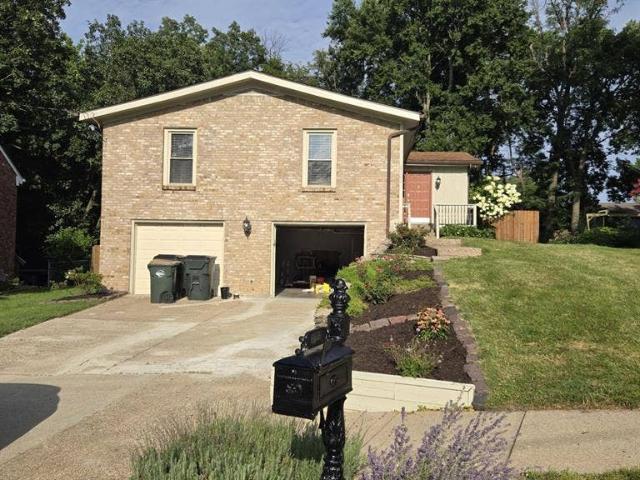 Room Available. 3bed/2 bath house
