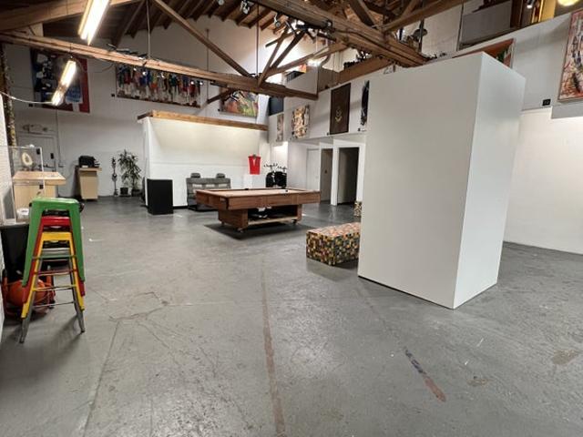 Room available Unique Art Gallery Warehouse Loft
