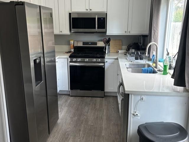 Room Available w/ Utilities & Cleaning included
