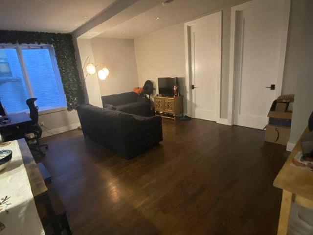 Room available asap msg on insta