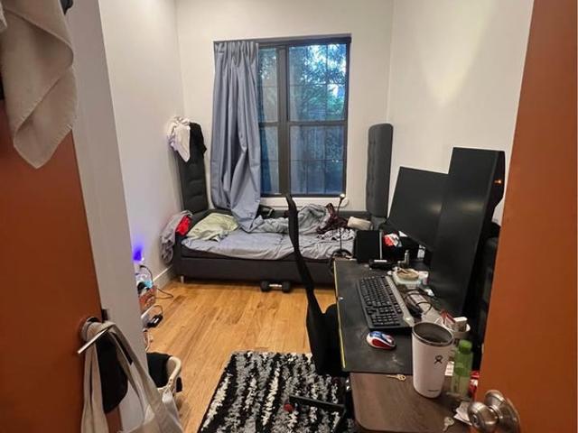 [Room Available] Bushwick private room in 4BR 2 fl