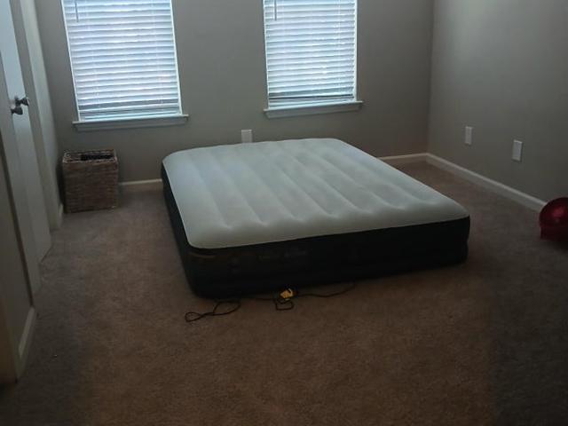 Room available for female