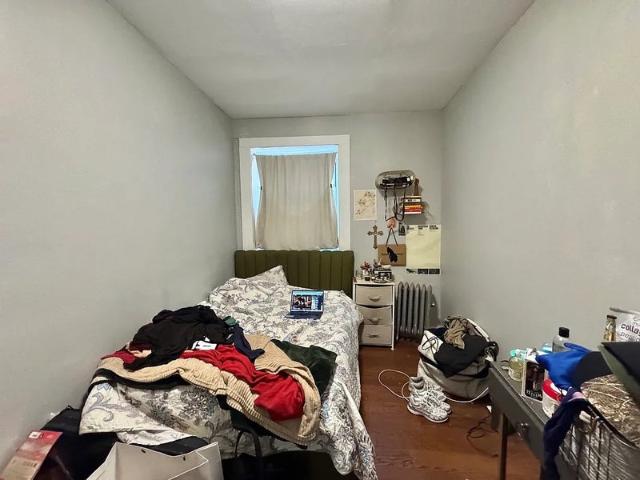 Room available for sublease in Crown Heights