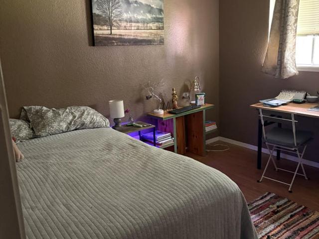 Room available for rent