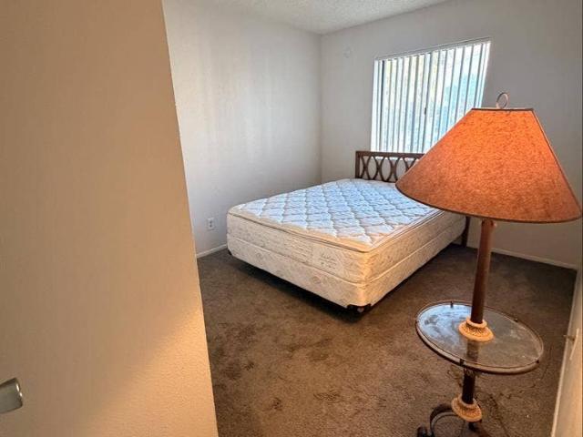 Room available for rent!
