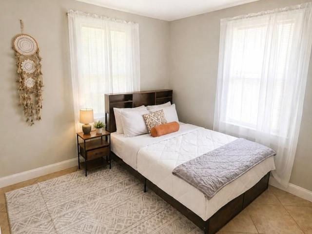 Room Available for Rent in Jacksonville, FL