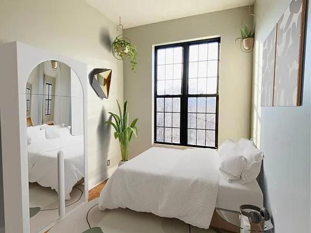 Room Available in 4 Bedroom Rent Stabalized Duplex