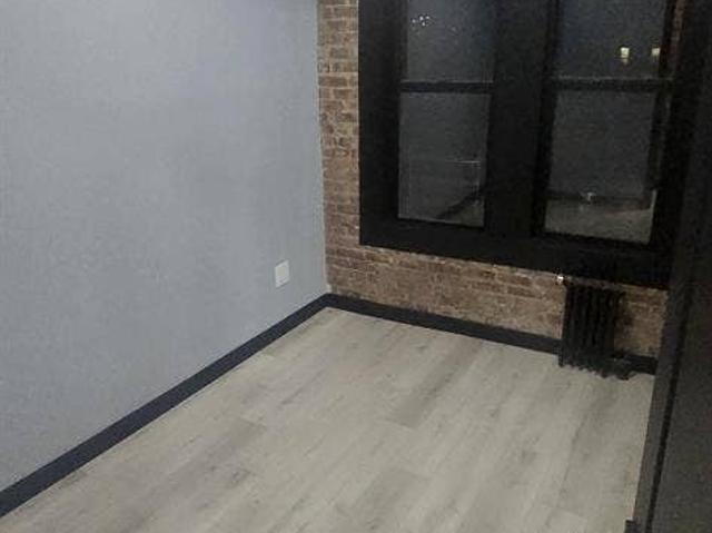Room available in 2 bed apartment